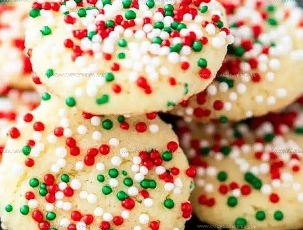 Jolly Christmas Cookies with Sprinkles Recipe: Festive Fun - Cook Easy ...